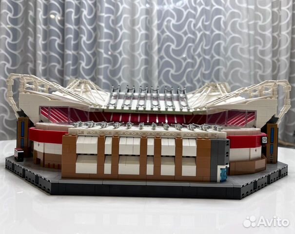 Lego стадион Олд Траффорд Manchester United в Москве, цена 14 990 руб ...
